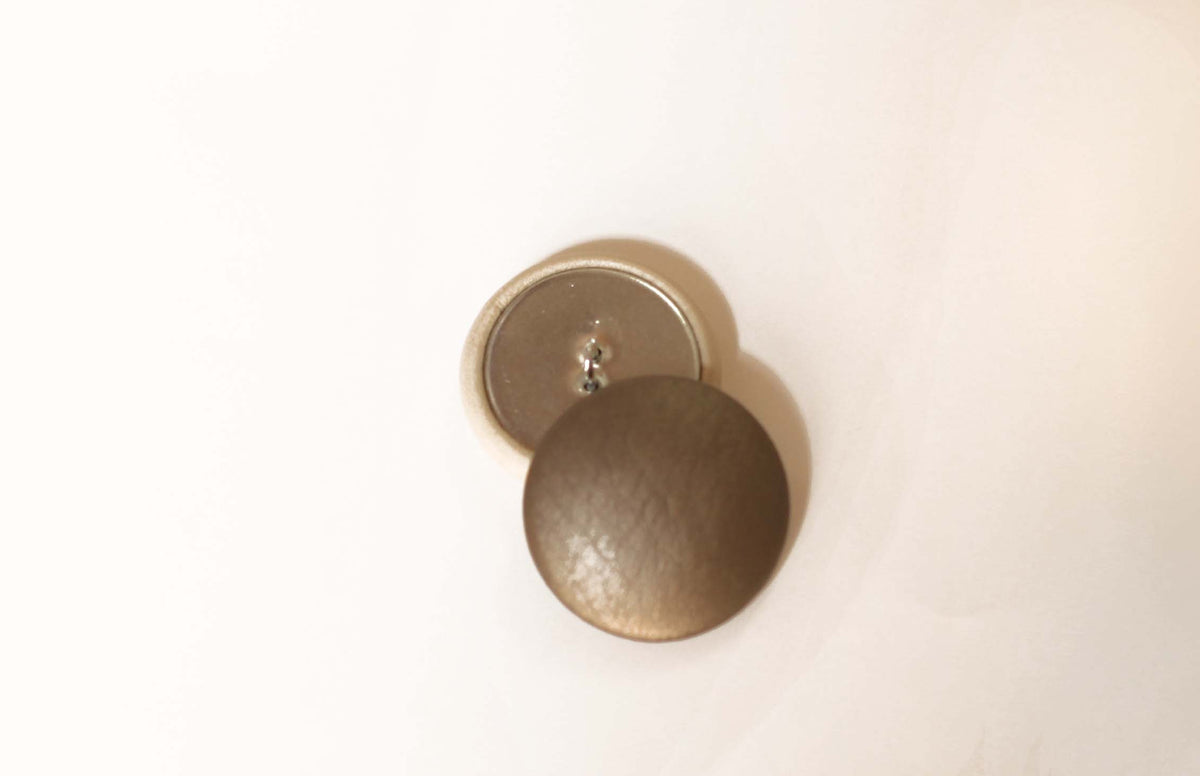 Dark Silver Leather Buttons (Quantity 2) – A N A G R A S S I A